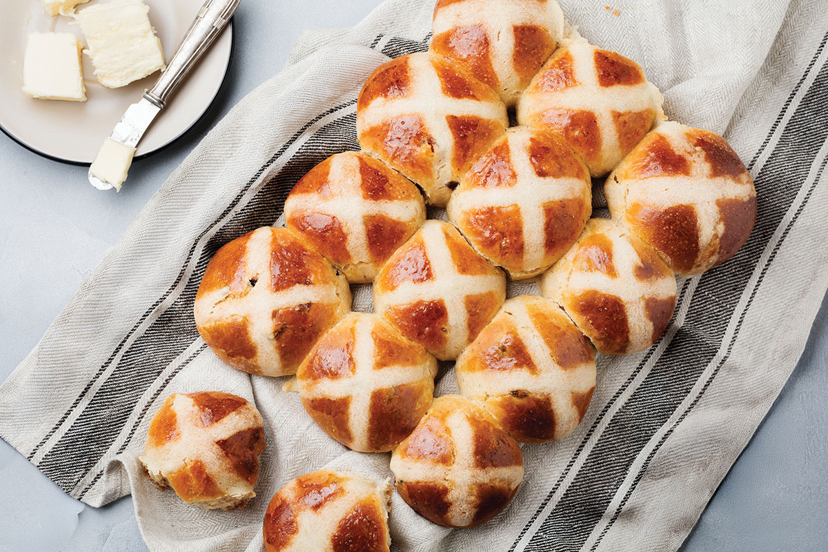Jamie Oliver's Hot Cross Buns - Verve Magazine